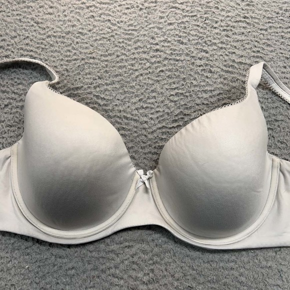 Victoria's Secret | Intimates & Sleepwear | Victoria Secret Bra 38d ...